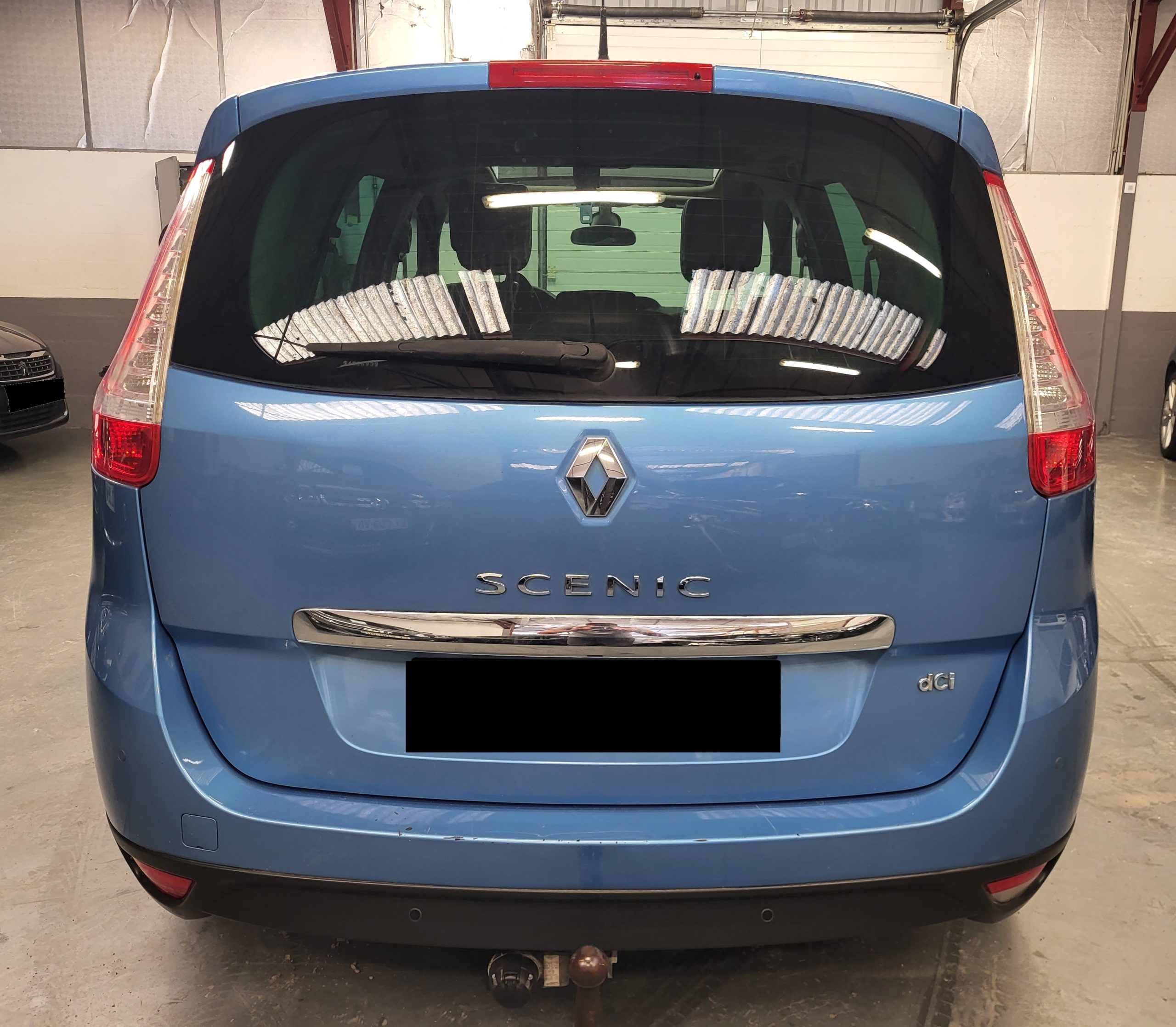 RENAULT Grand Scénic III Phase 2 1.6 DCi FAP S&S 130cv Bose (GPS - Toit Pano / Ouvrant - Caméra ...